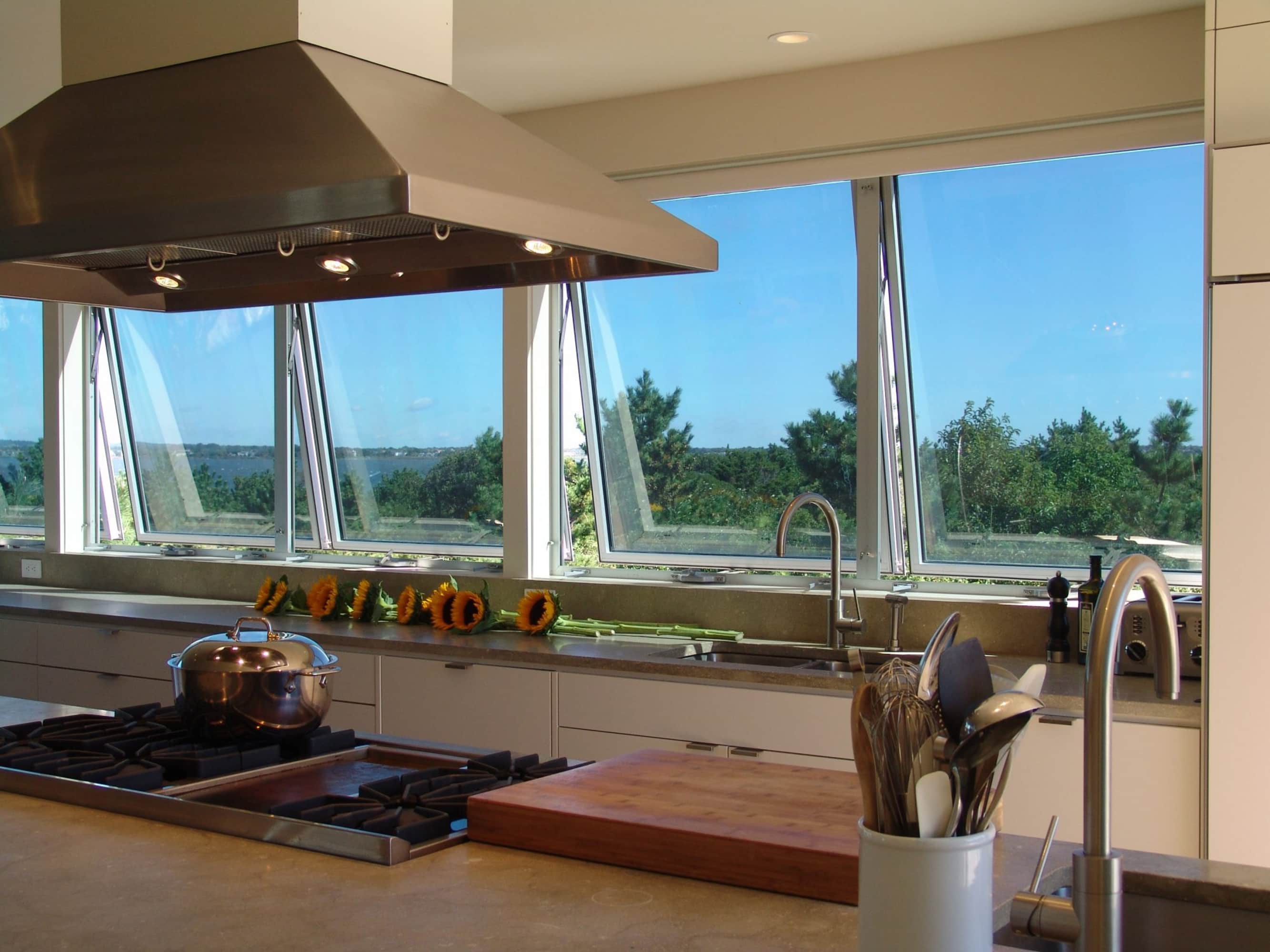 7 - T200 Awning Window