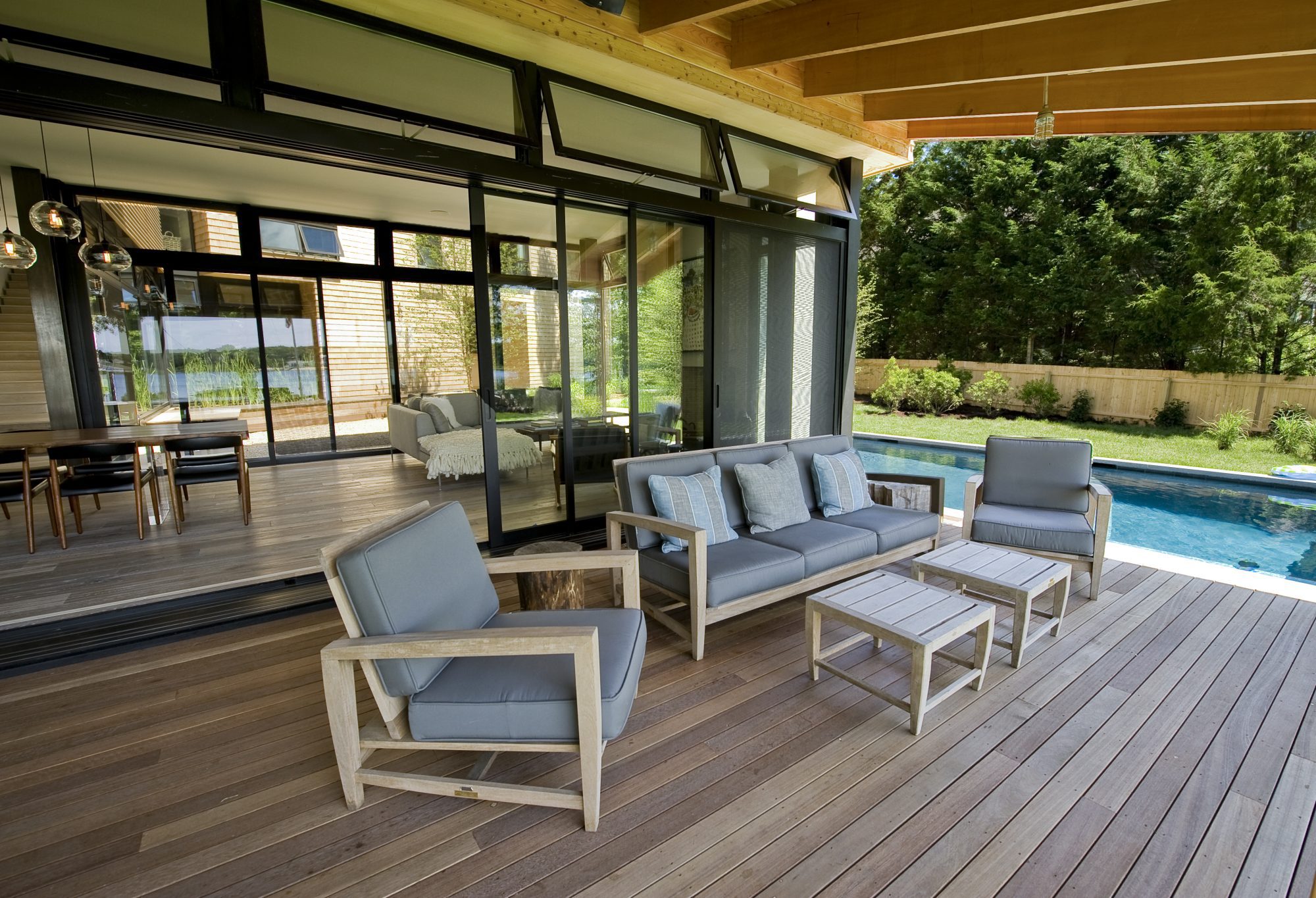 7 - T200 Awning Window